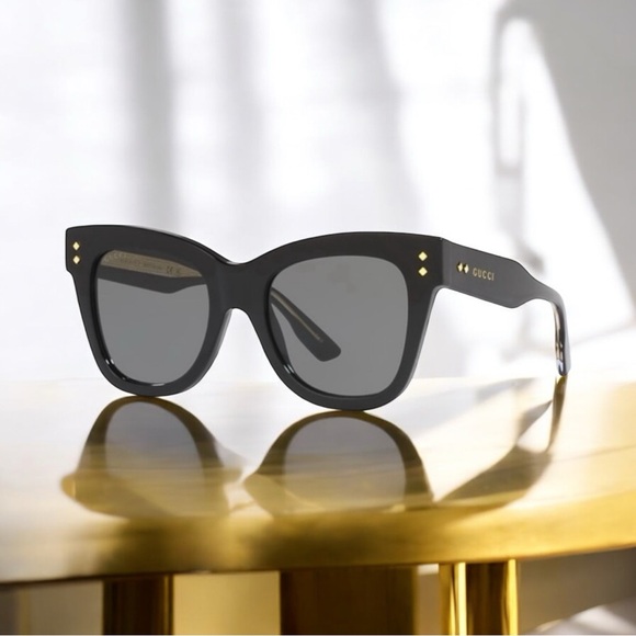 Gucci | Accessories | Gucci Gg82s Sunglasses | Poshmark